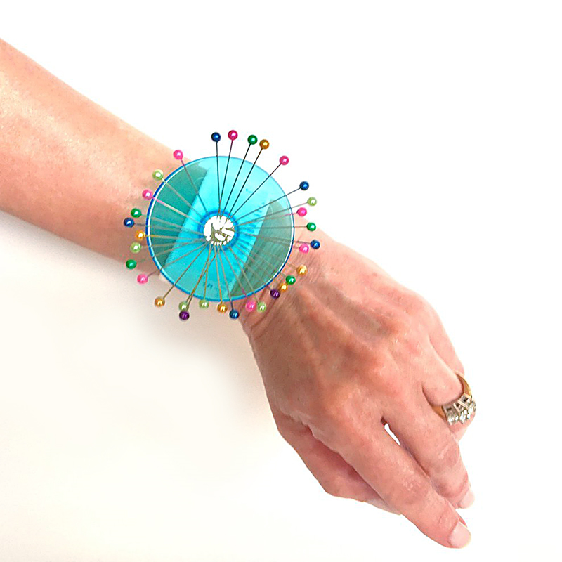 Pin Pod, Blue – Coneflower Quilt Co